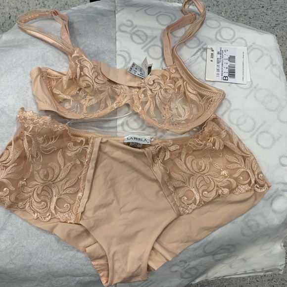 La Perla | Intimates & Sleepwear | La Perla New Floral Lace Lingerie ...